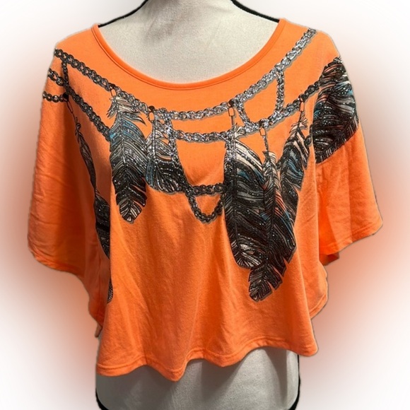 BONGO | Tops | Vtg Bongo Cropped Tee With Glittery Feather Design ...